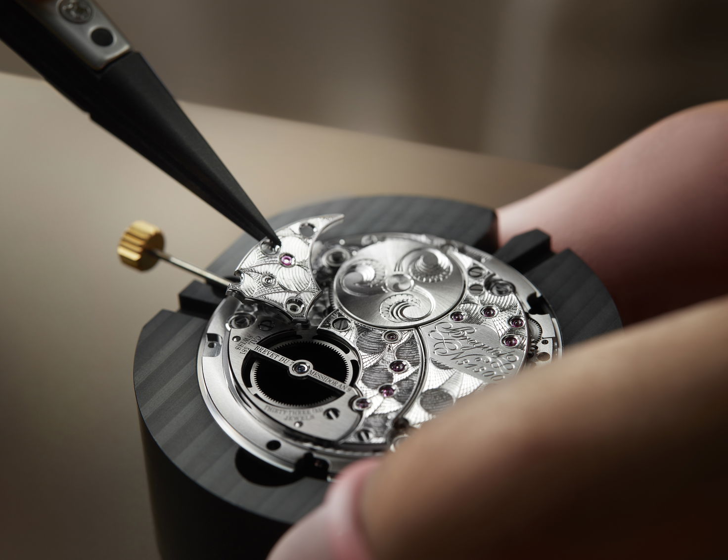 The 10 Most Popular Watch Complications Explained – The Watch Pages