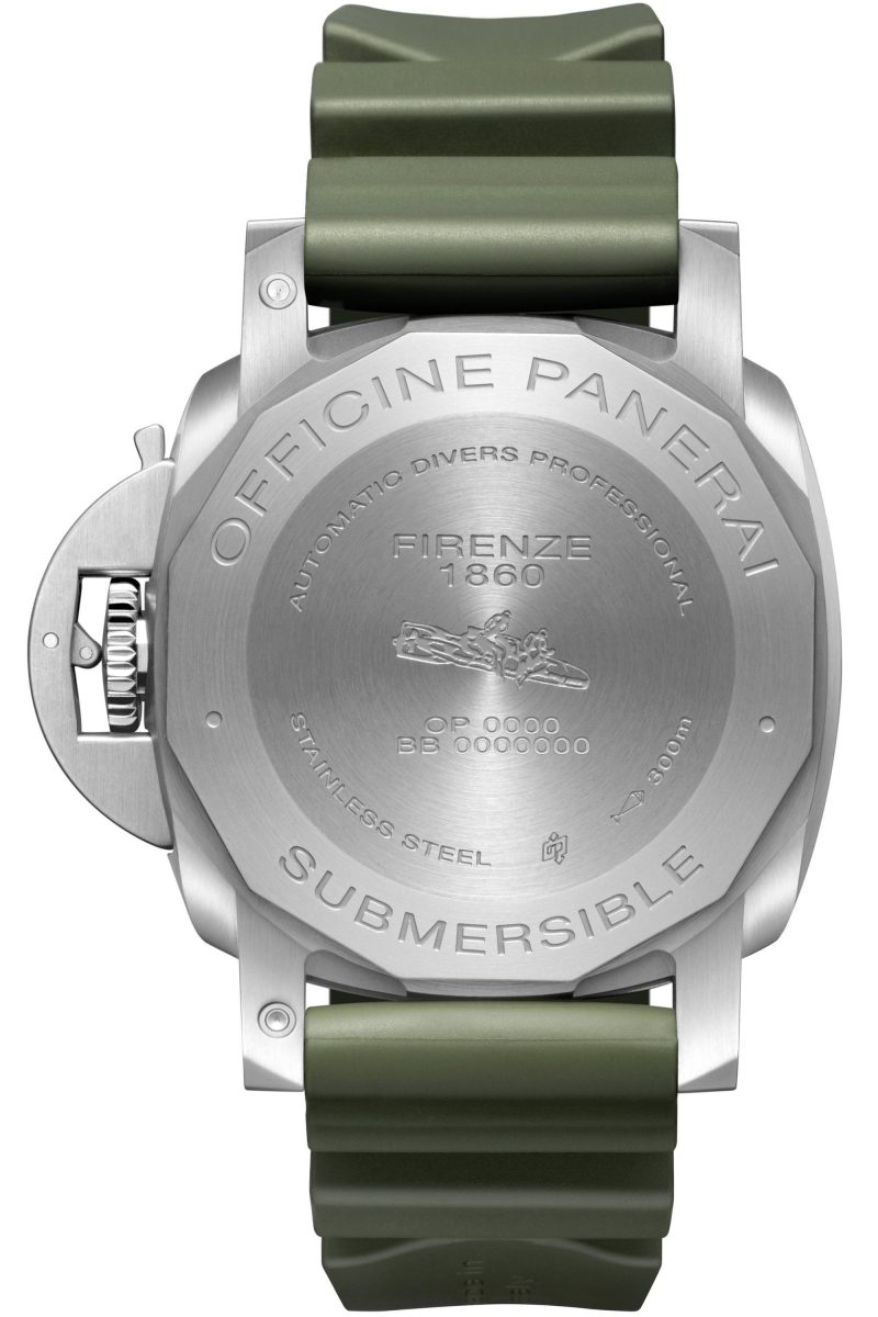 Panerai Submersible – PAM01055 – 10,860 USD – The Watch Pages