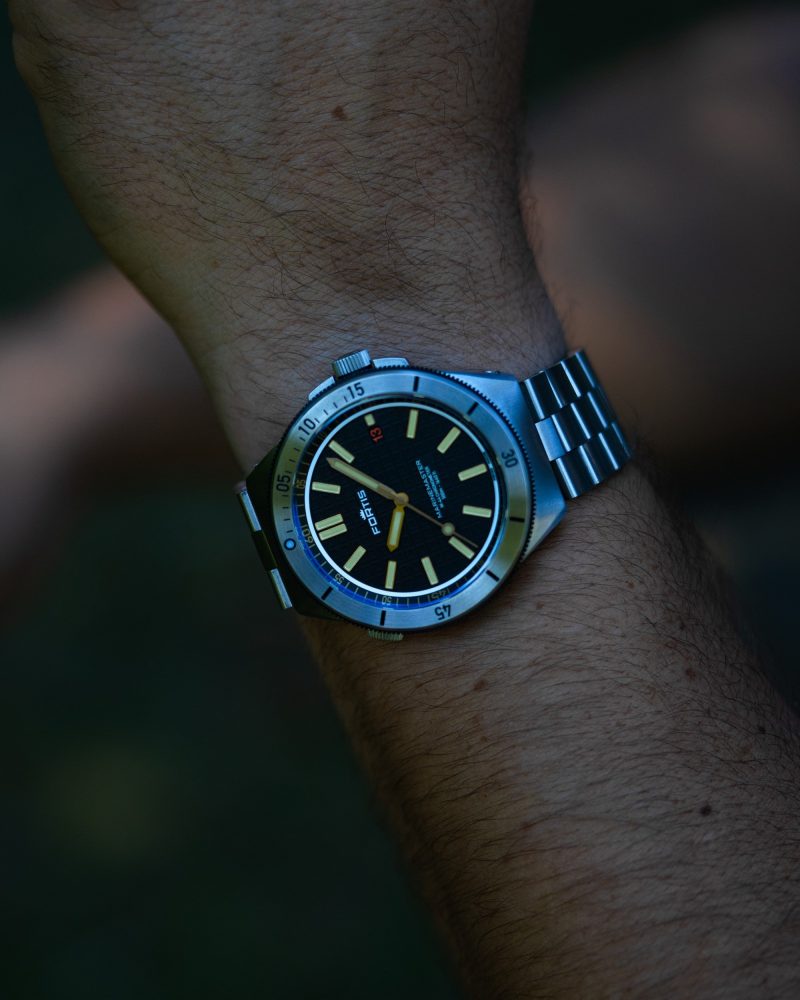 Fortis Marinemaster M-44 Black Resin – F8120018 – 4,910 USD – The Watch ...