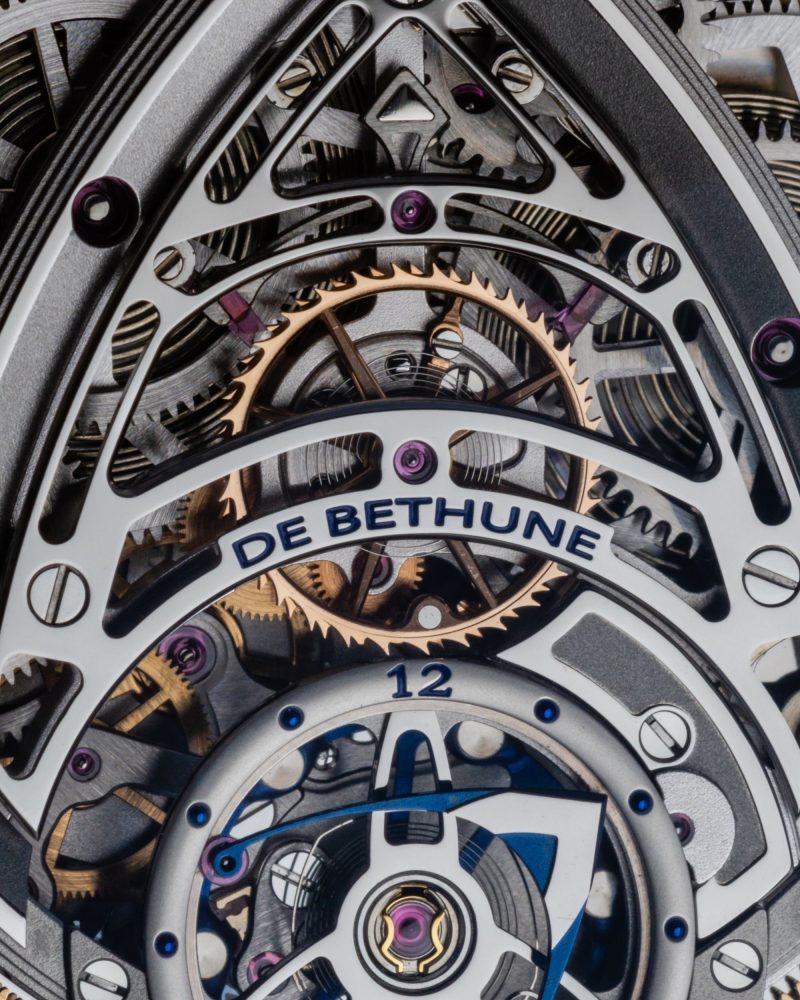 De Bethune DB Kind of Two Jumping GMT – DBK2V1 – 213,400 USD – The Watch Pages