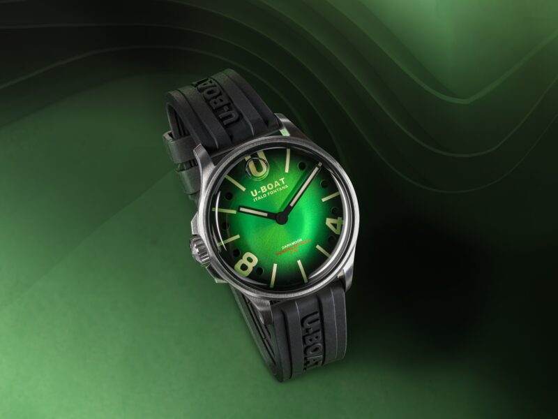 U-Boat Darkmoon 40 Green SS Soleil – 9502 – 1,140 USD – The Watch Pages
