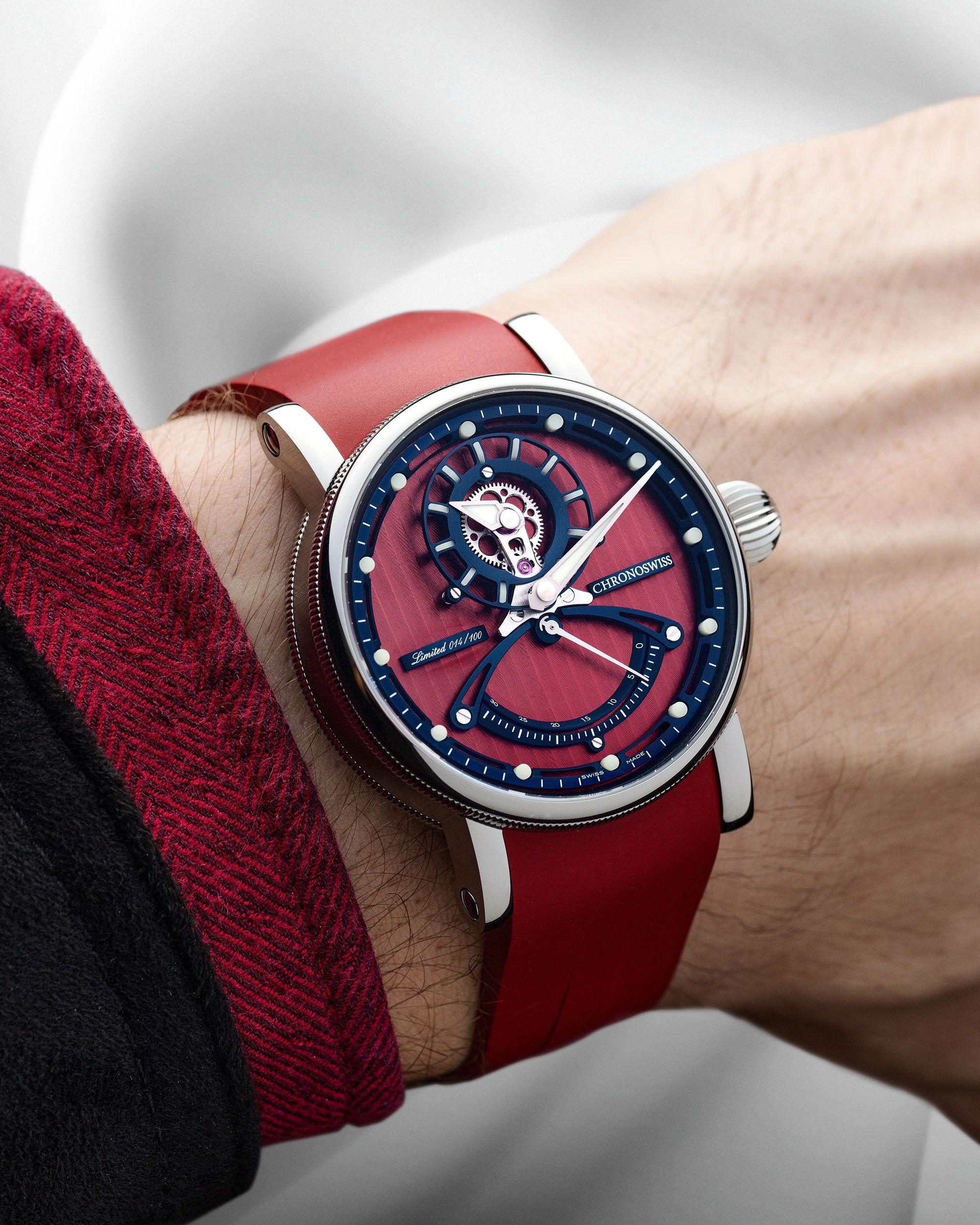 Chronoswiss ReSec Vertical Red Manufacture – The Watch Pages