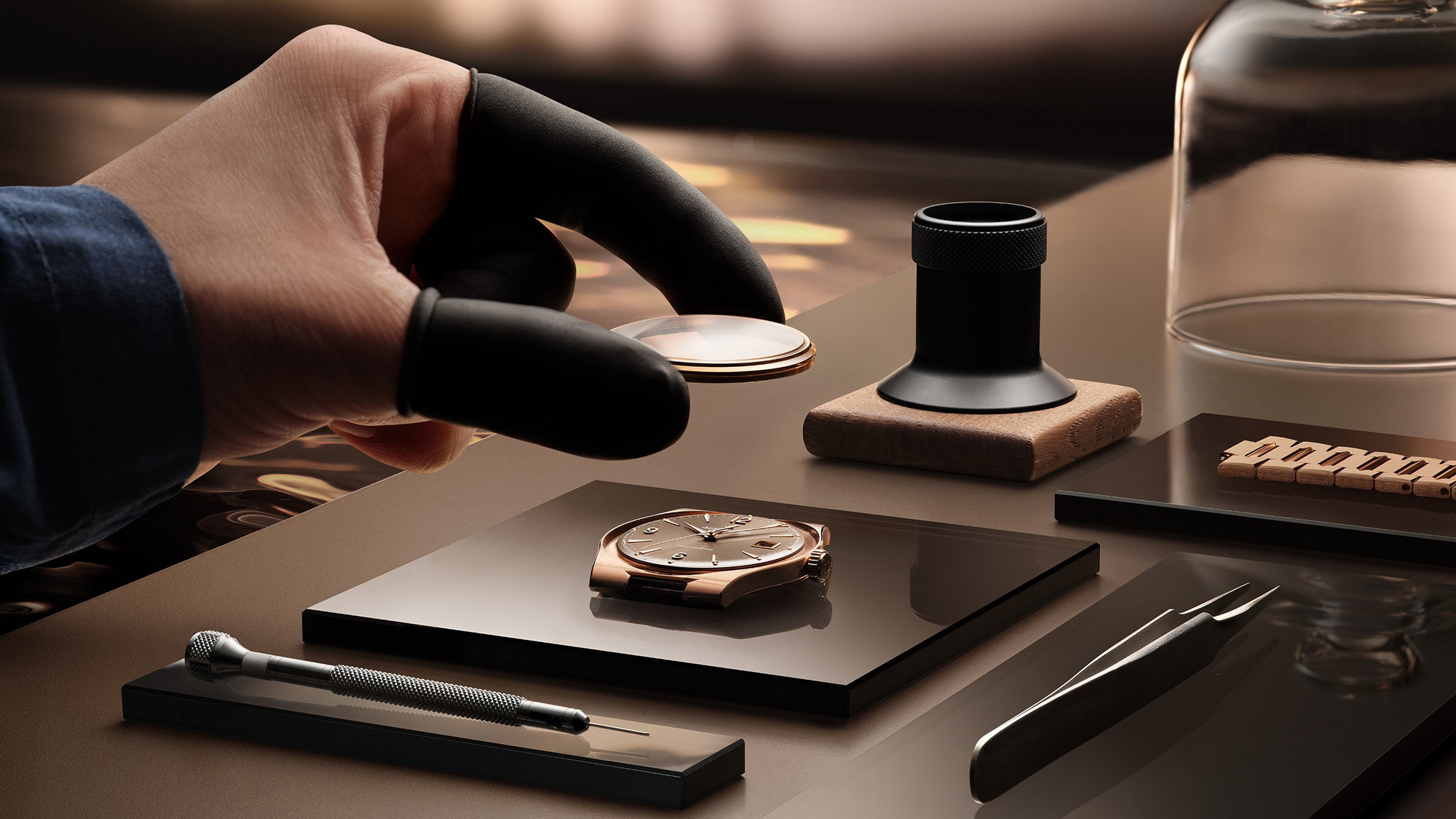 Jaeger-LeCoultre Master Control Chronometre Date – The Watch Pages